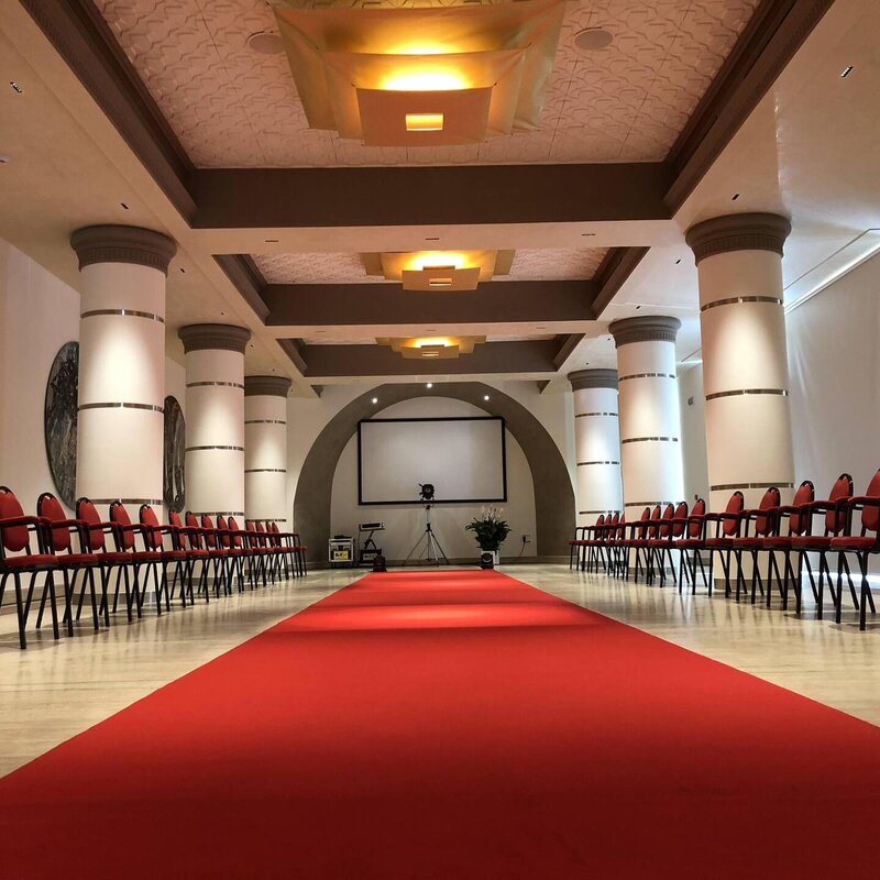 Services - Sala Congressi Hotel Aurelia - Milano Marittima